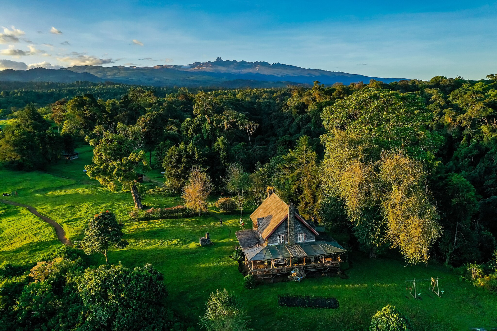 Castle Forest Lodge | Birdingplaces