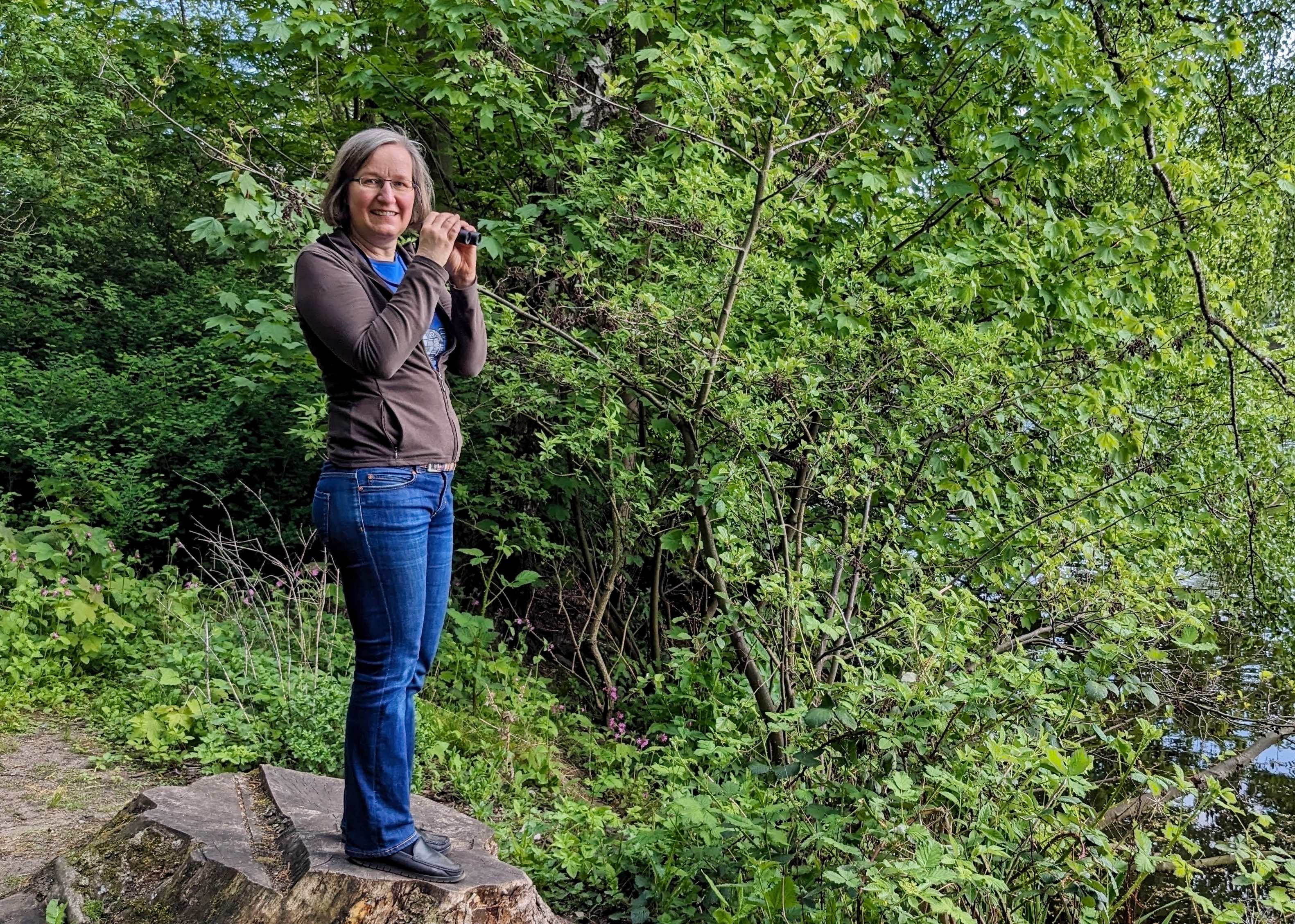 Kathrin, Luke and Dirk win Leica binoculars | Birdingplaces